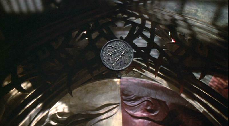 Batman ForeverTwo Face’s (Tommy Lee Jones) Coin – Hollywood History Online